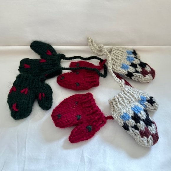 Accents | Set Three Hand Knit Decorative Mini Mittens | Poshmark